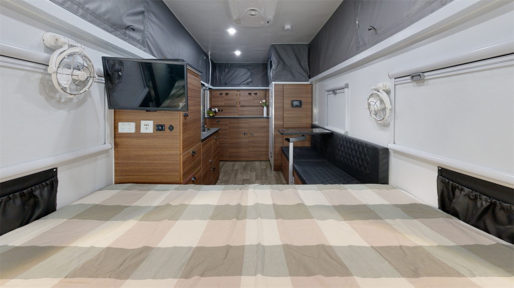 15ft hybrid caravan with an internal ensuite (FD-15A)-QLD044 - RVBarn