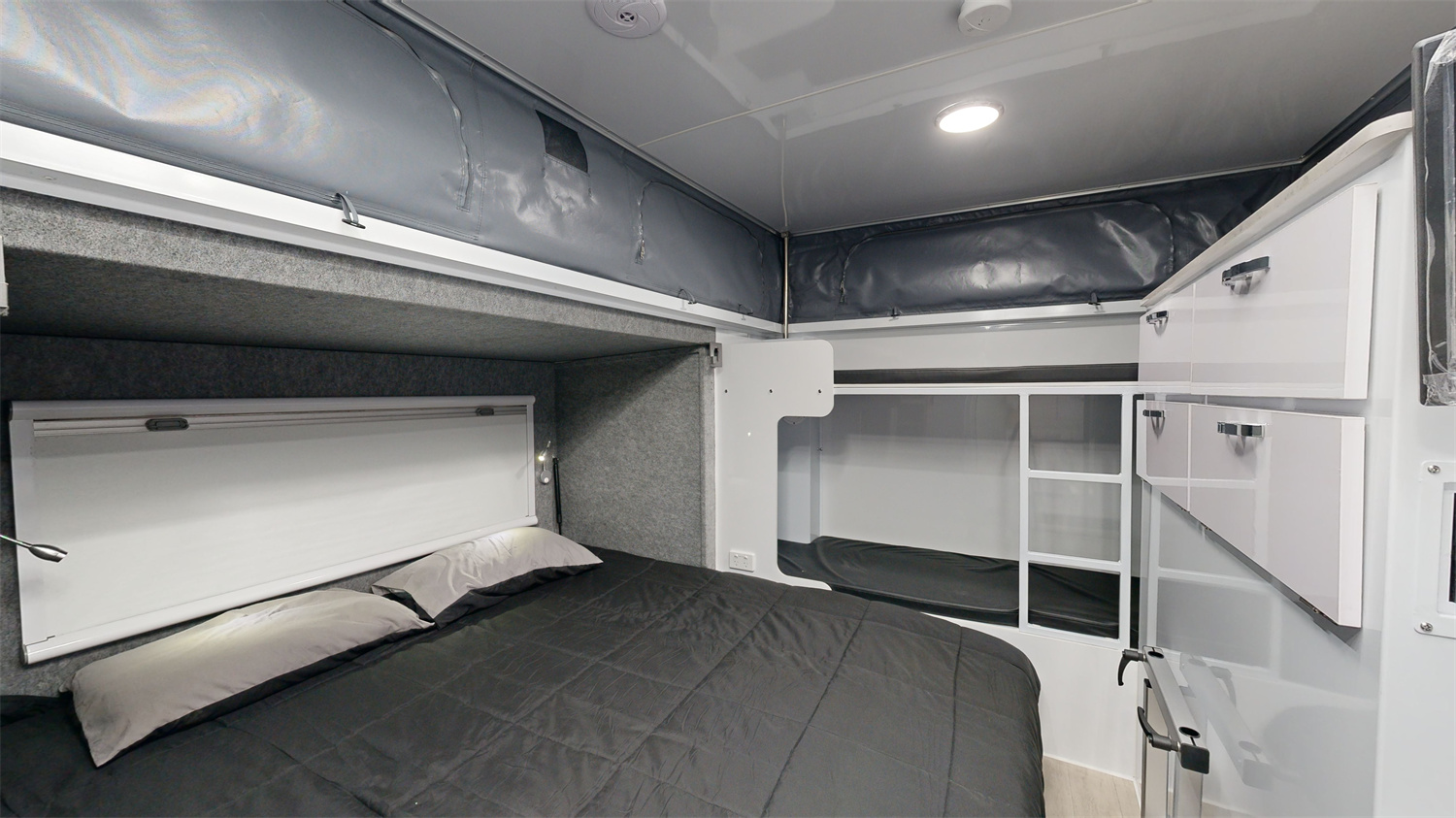 16ft Caravan with Ensuite (FE-15D)